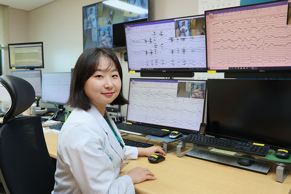 환자의 치료 과정에 함께 하는 보람 느껴요 특수검사팀 최지원 사원 아산인 이야기 피플 서울아산병원 뉴스룸